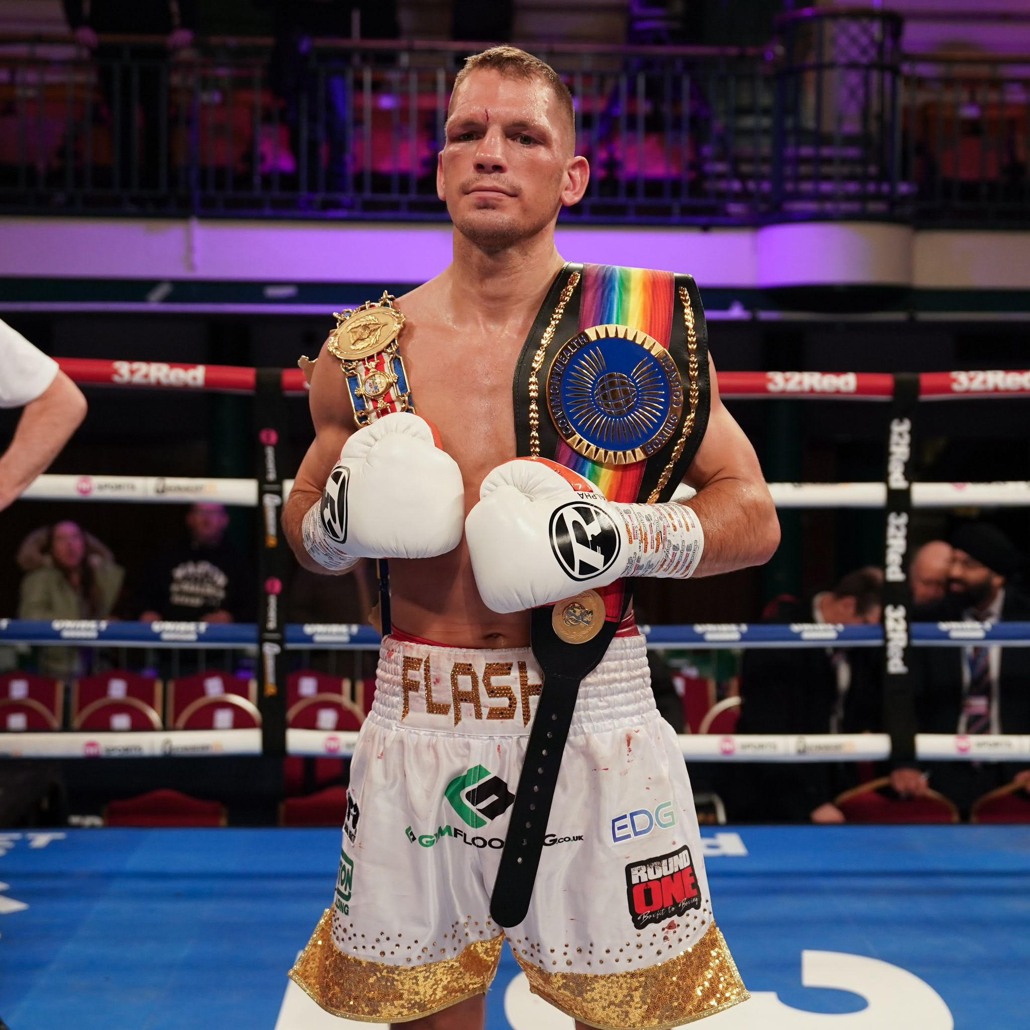 RINGSIDE AT YORK HALL - LANE UPSETS BOURKE FOR COMMONWEALTH TITLE - Off ...
